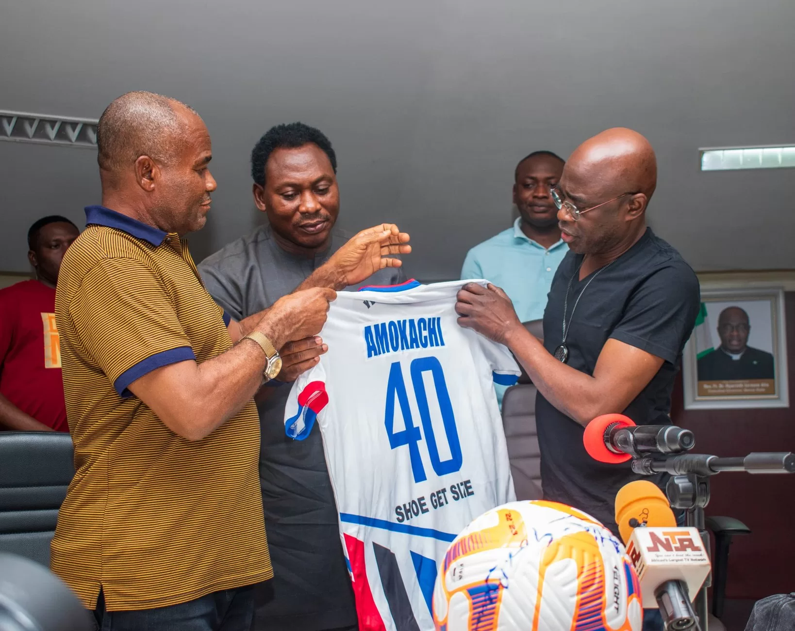 Amokachi eyes winning start to second NPFL stint; Finidi seeks fifth ...