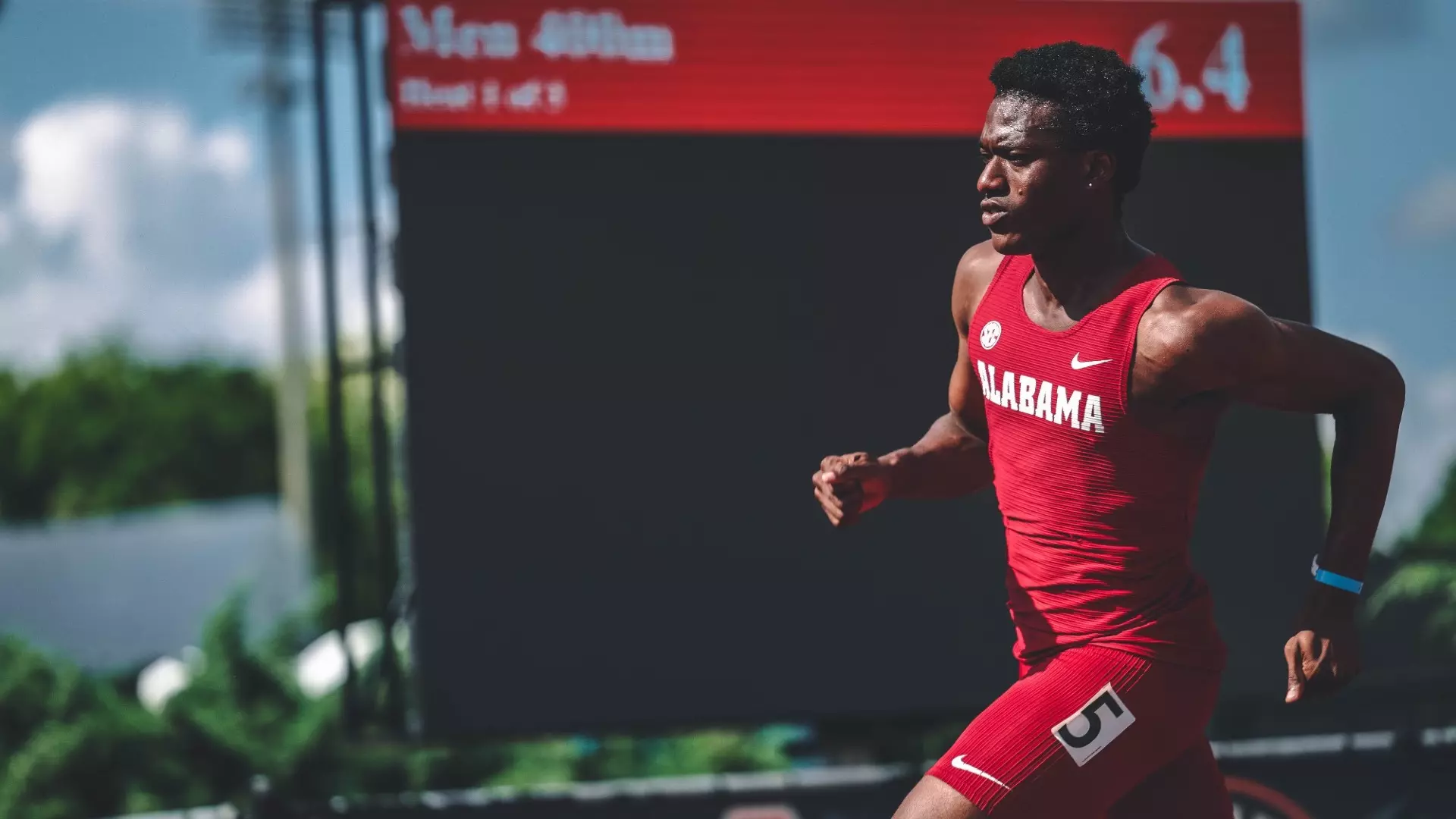 Ogazi joins Nathaniel with second sub-45 seconds performance of 2025 ...