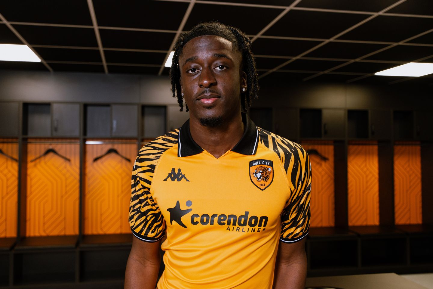 Hull City complete signing of ‘another Nigerian’ James Debayo ...